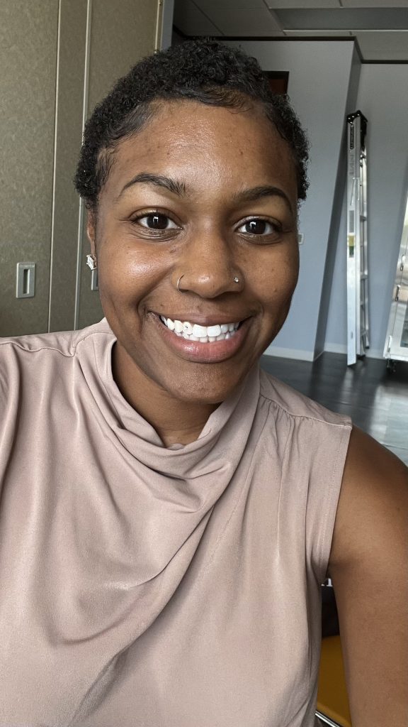 Our Newest Volunteer – Shanice Johnson – Chris Johnson